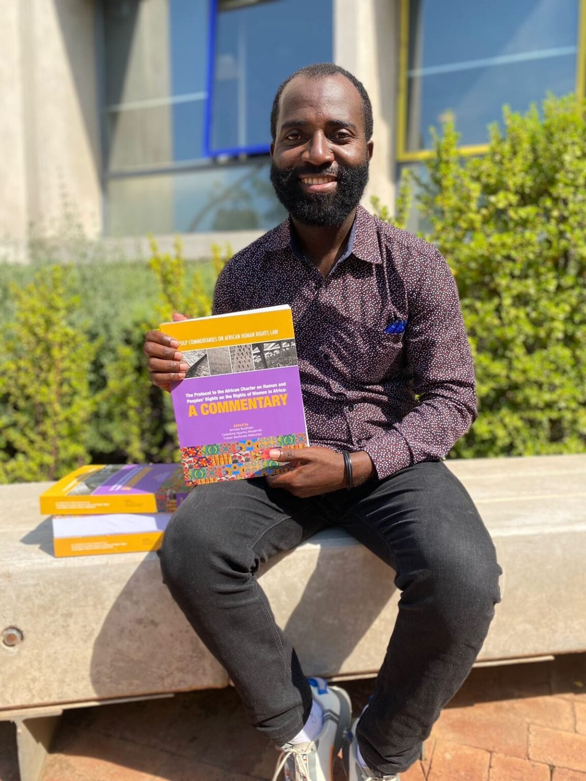 Dr Trésor MAKUNYA MUHINDO âgé de 31 ans seulement, avec un parcours ...